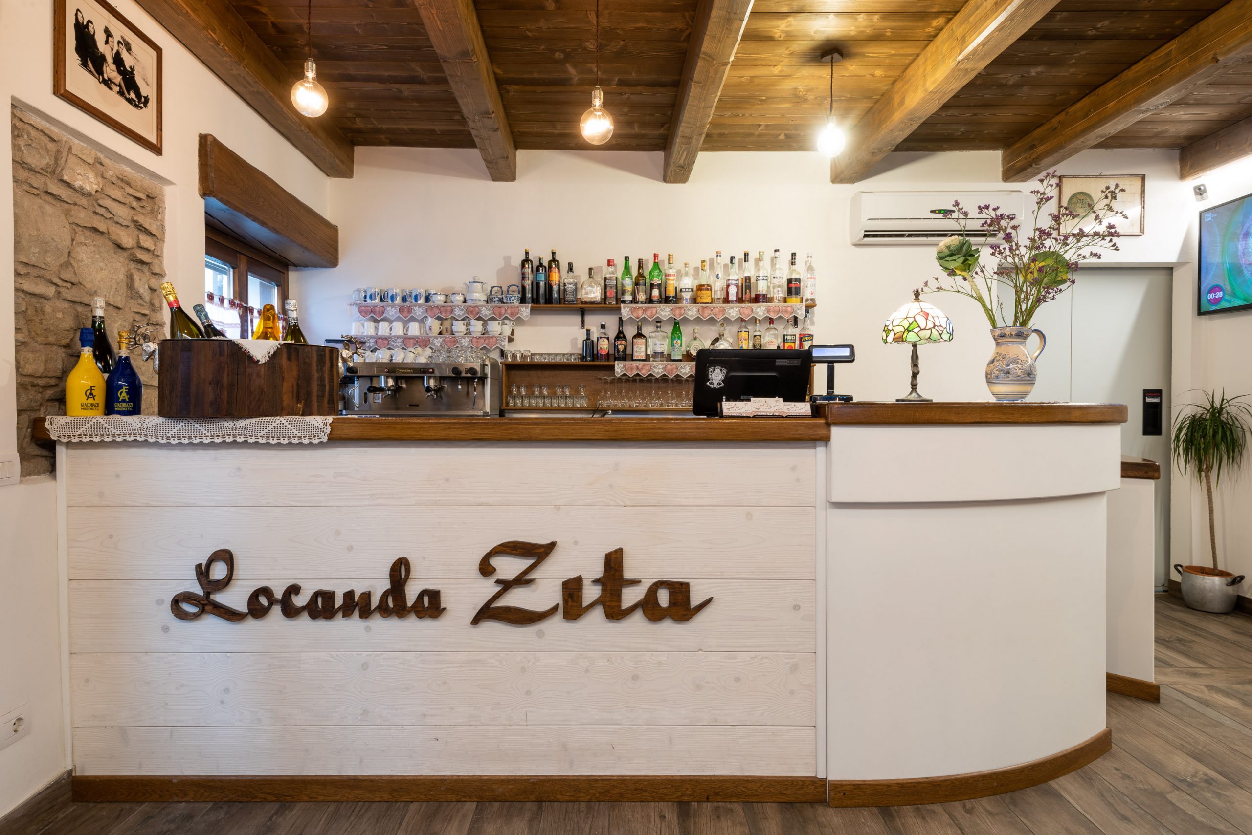 Bar-01 - Locanda Zita